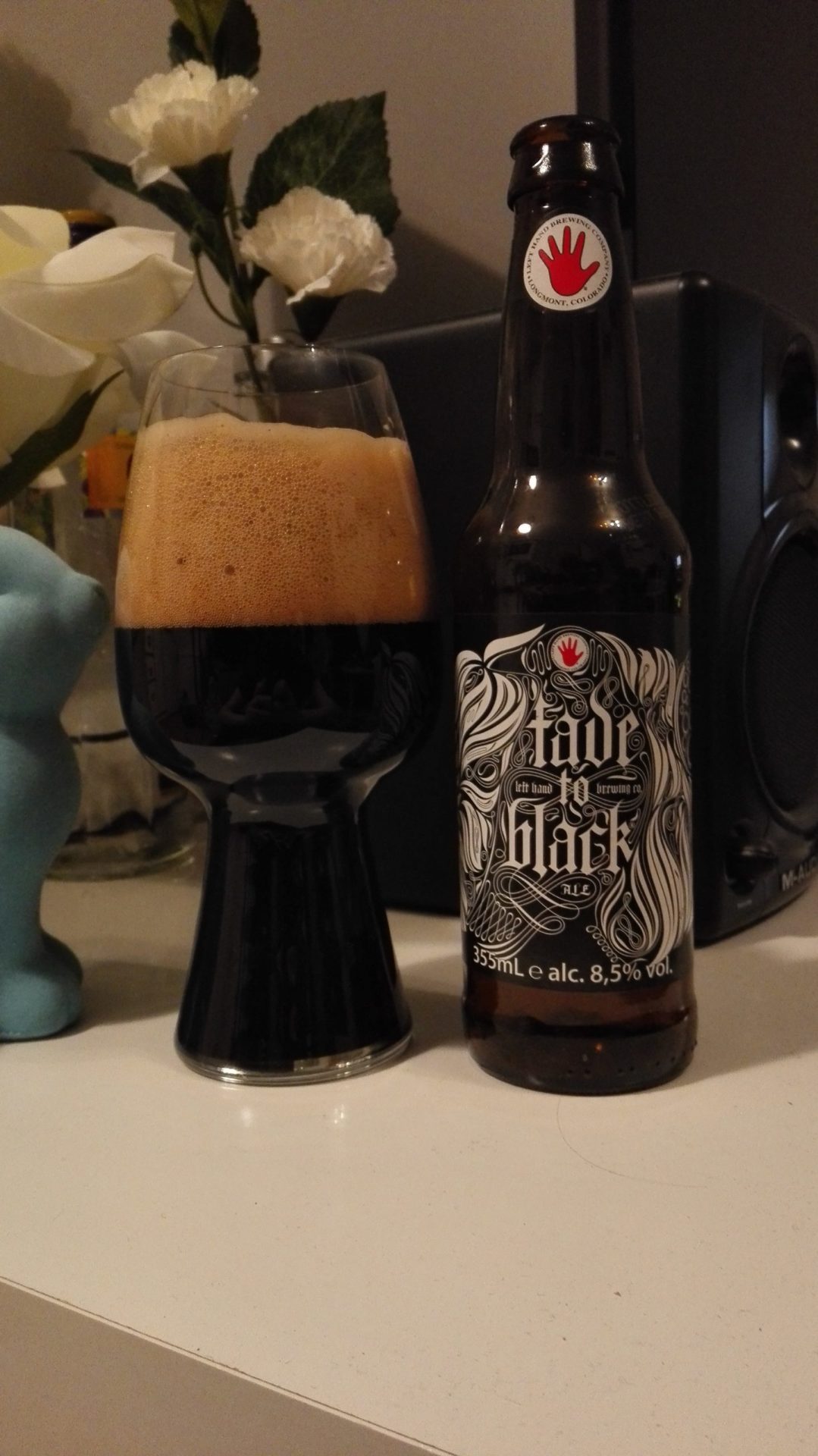 Left Hand Brewing Co. Fade to Black, Vol. 1 - Olutsivu