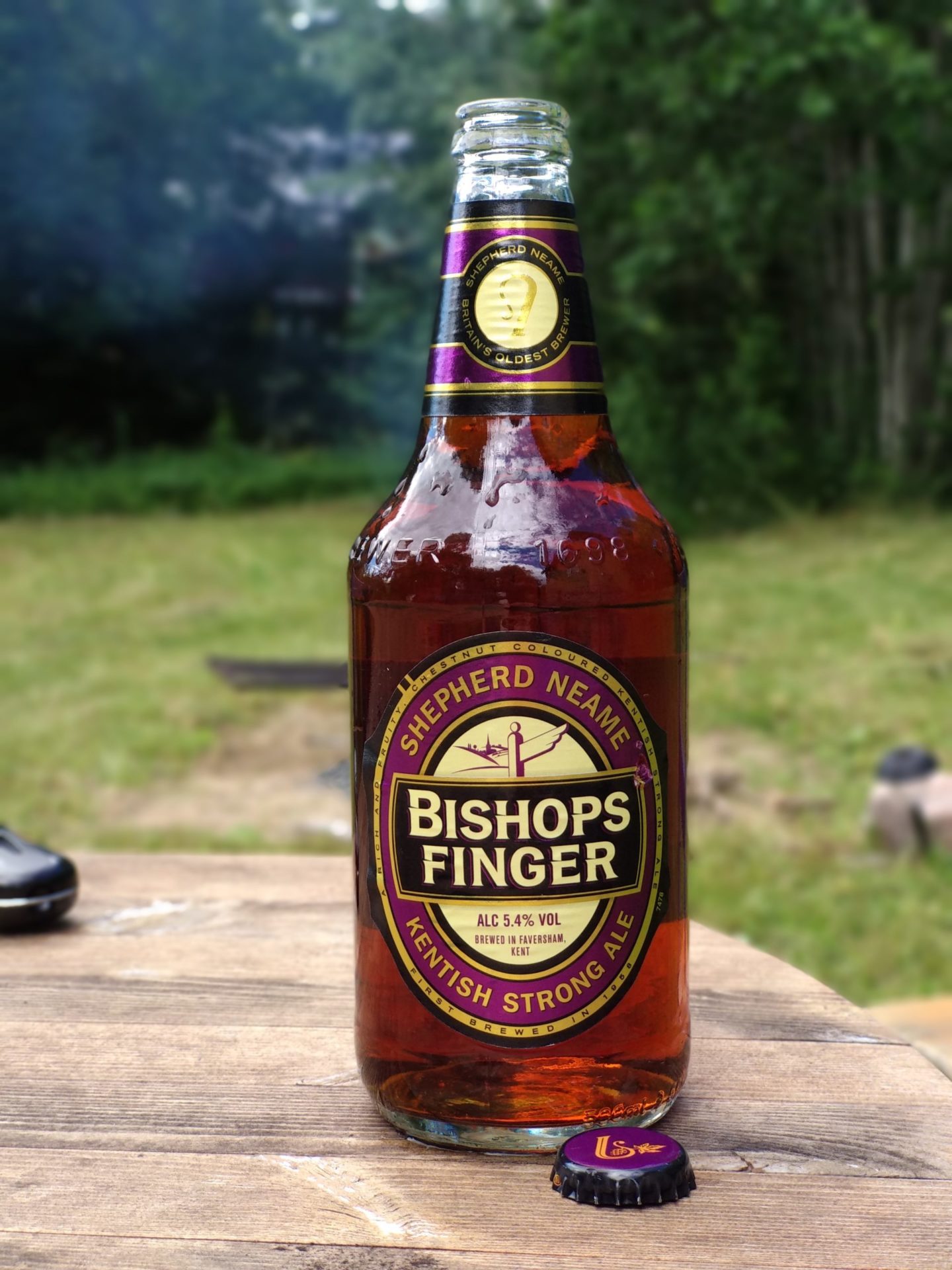 Shepherd Neame Bishops Finger - Olutsivu